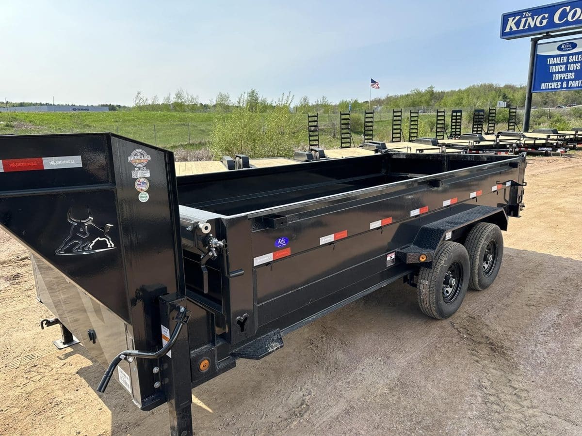 Durable 2025 Iron Bull 83x16 Gooseneck Dump Trailer