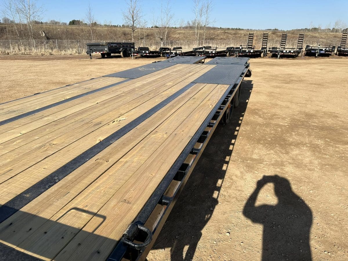 2025 Iron Bull FLP 102x28 22K: Durable Rampage Trailer