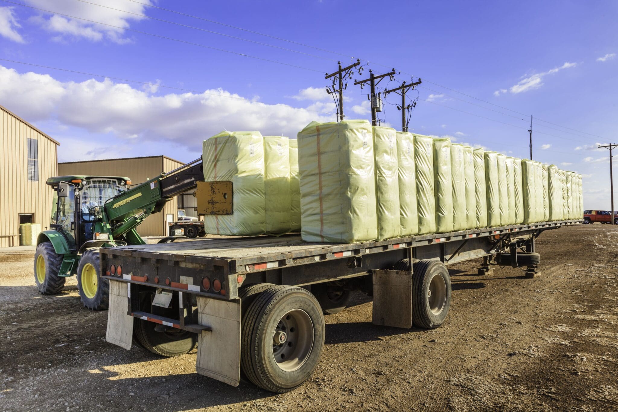 Trailer Weight Ratings: GVWR, Payload, and Towing Explained